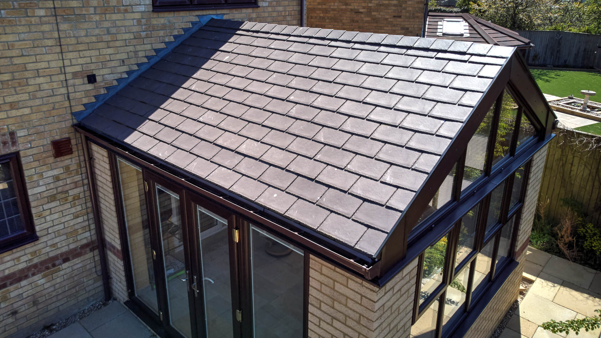 Tiled Roof Conservatories | from 5 Star | Only fit the best!